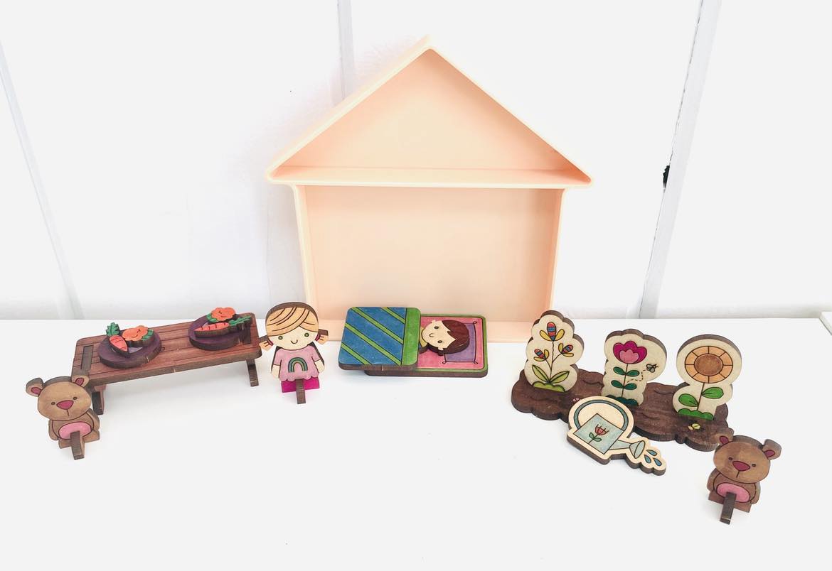Pocket dollhouse store